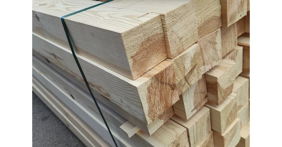 Gyalult borovi fenyő gerenda 85x85x2000 mm erdei fenyő gerenda FA ...
